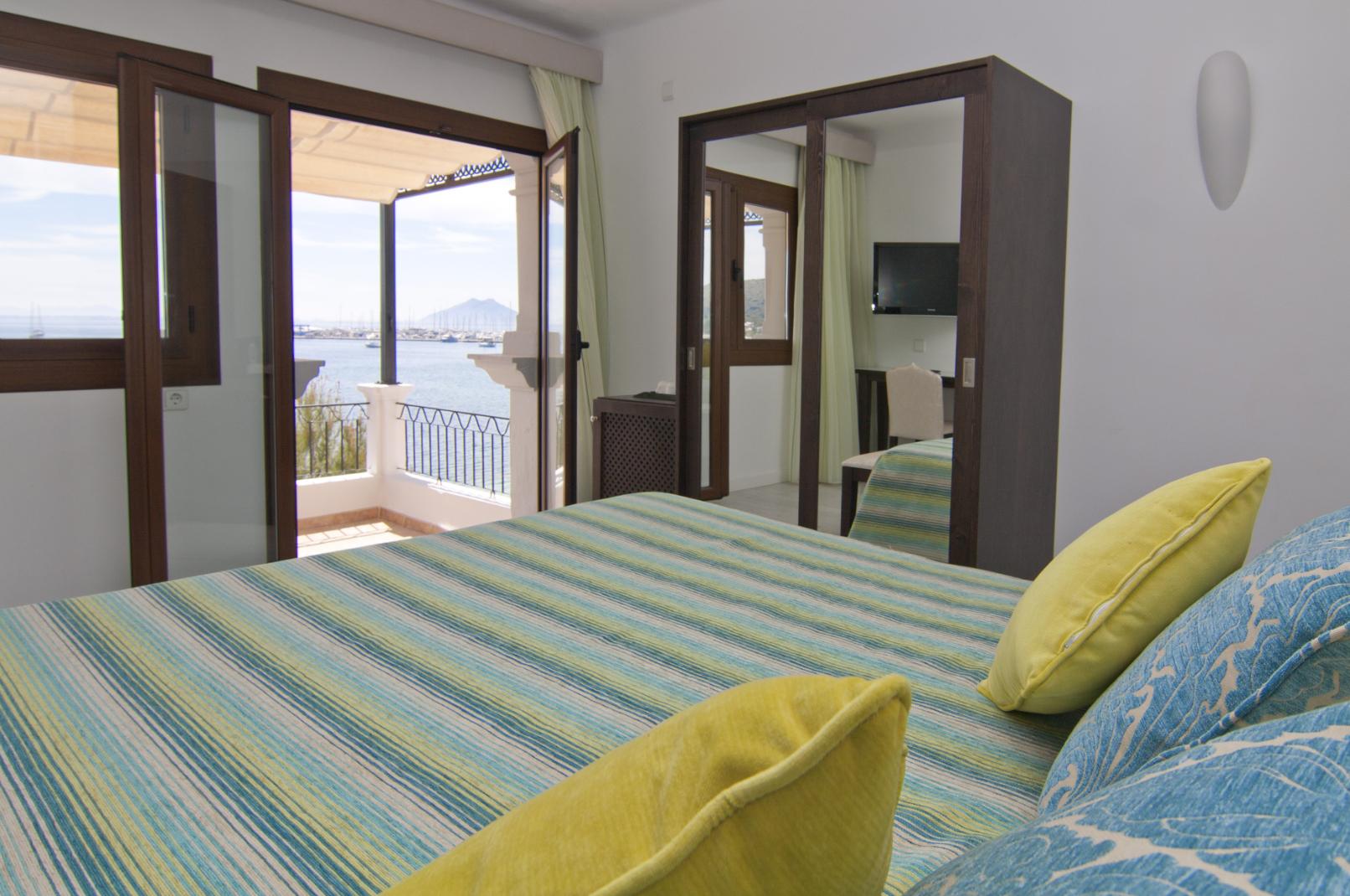 Hotel Hoposa Bahía | Hotel in Puerto Pollensa | Official Website